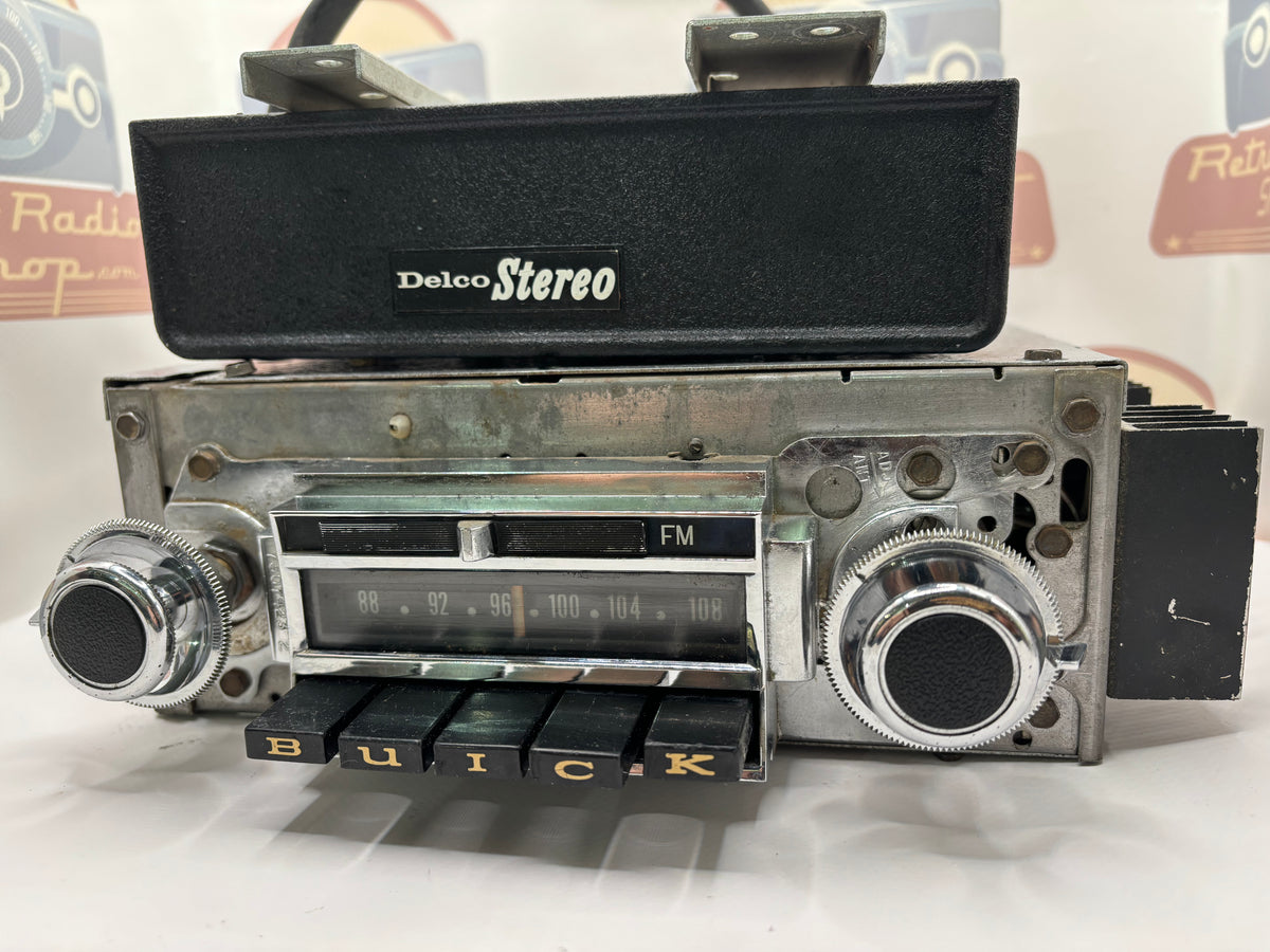 Buick 1968-69 LeSabre, Wildcat, Electra, Riviera AM/FM radio with Blue ...