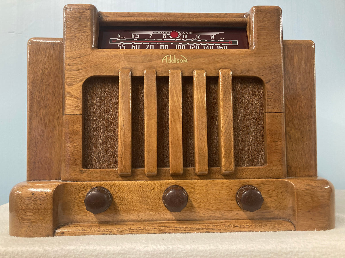 1940 Addison “Courthouse” Tube Radio | Antique, Retro, Vintage Tube ...