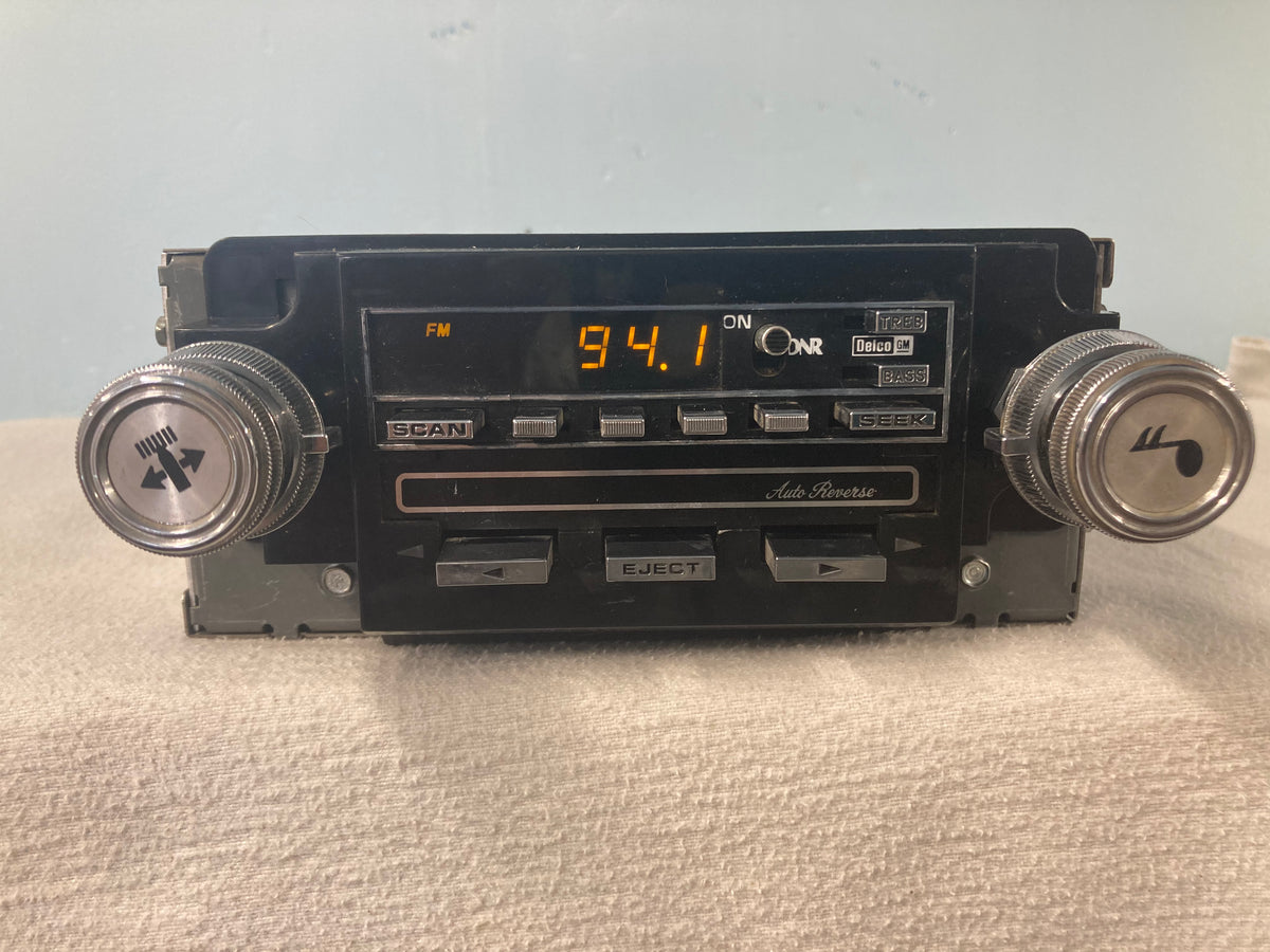 78-87 GM Delco AM FM Stereo Radio ETR Cassette Chevy C/K Truck Blazer ...