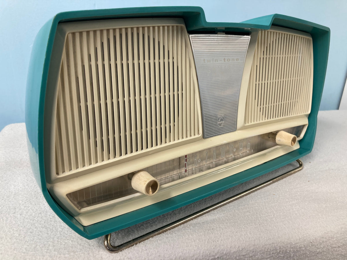 Philips Turquoise B2C10U Tube Radio With AM/Bluetooth Transmitter Opti ...