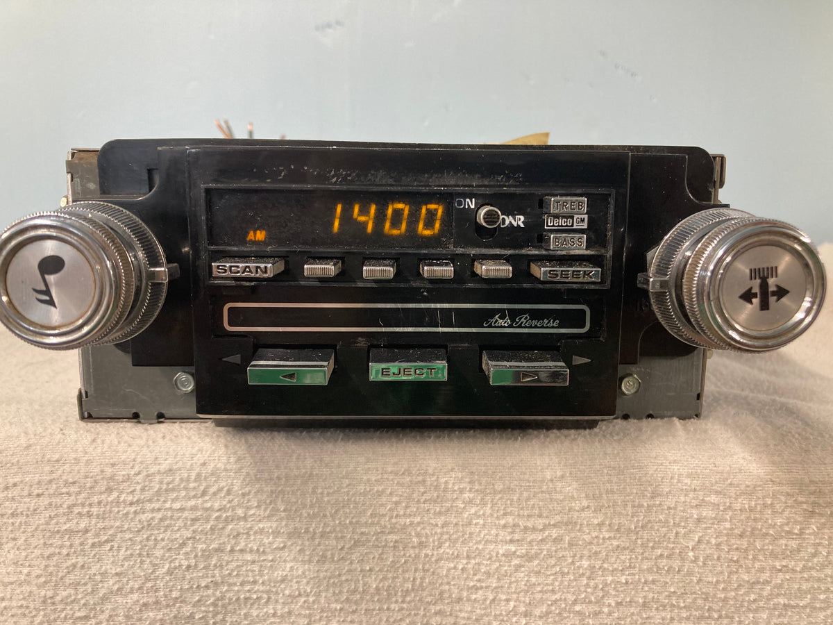 78-87 GM Delco AM FM Stereo Radio ETR Cassette Chevy C/K Truck Blazer ...