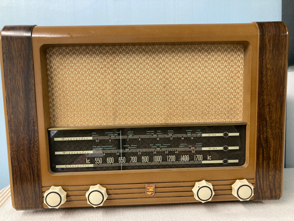 Philips p-153 Tube Radio With Bluetooth & FM Options | Antique, Retro ...